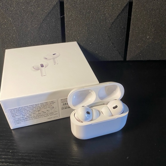 Apple | Cell Phones & Accessories | Airpod Pro 2nd Generation Magsafe ...